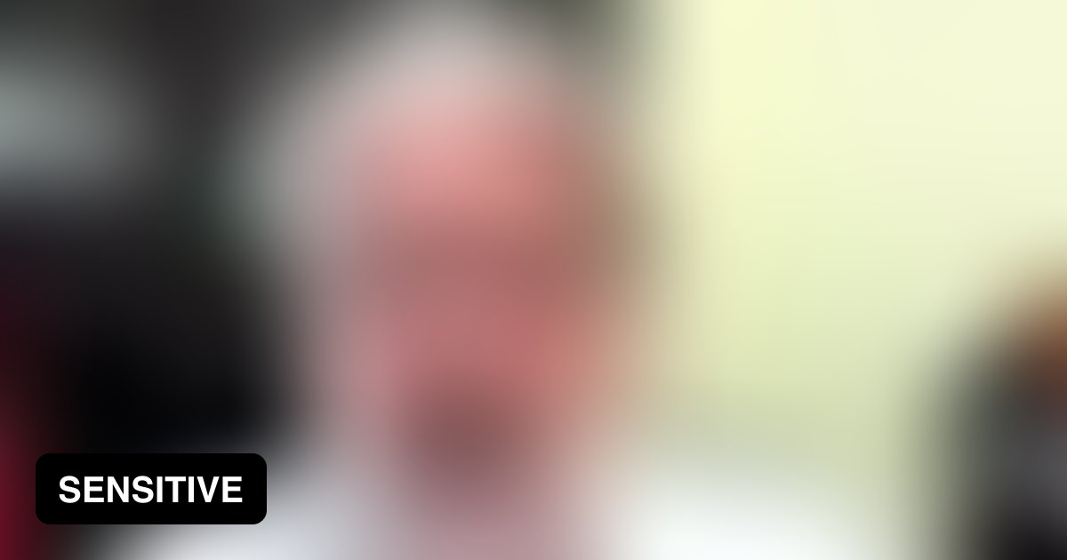 Old man takes a fat juul rip - 9GAG