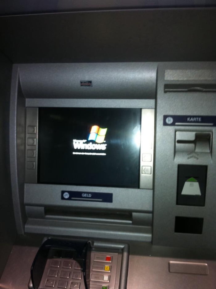 ATM in Germany runs on Windows XP - 9GAG