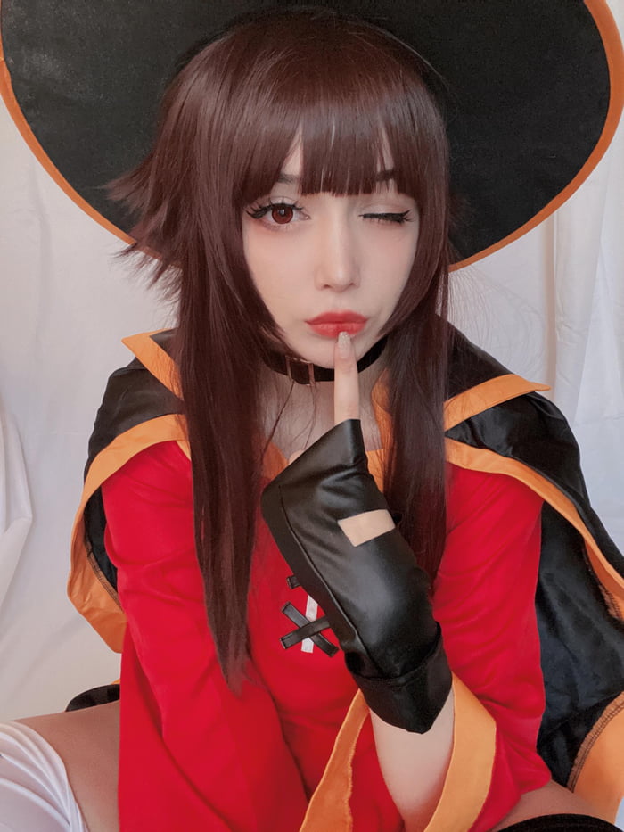 Megumin cosplay ╰(*´︶`*)╯(IG:@suaki_chan) - 9GAG