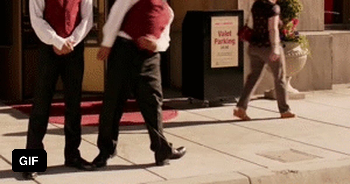 Every time my friend says that he'll never smoke again - 9GAG