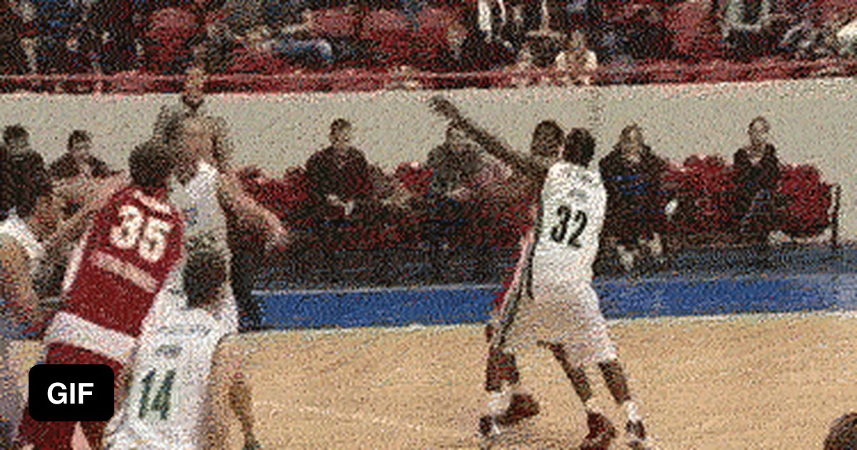 Playing it off like a manager... - 9GAG