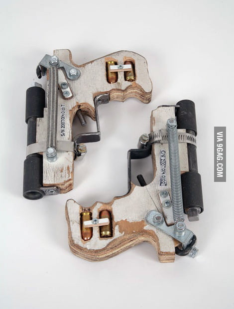 Prison ingenuity. Fully functional guns made from miscellaneous objects ...