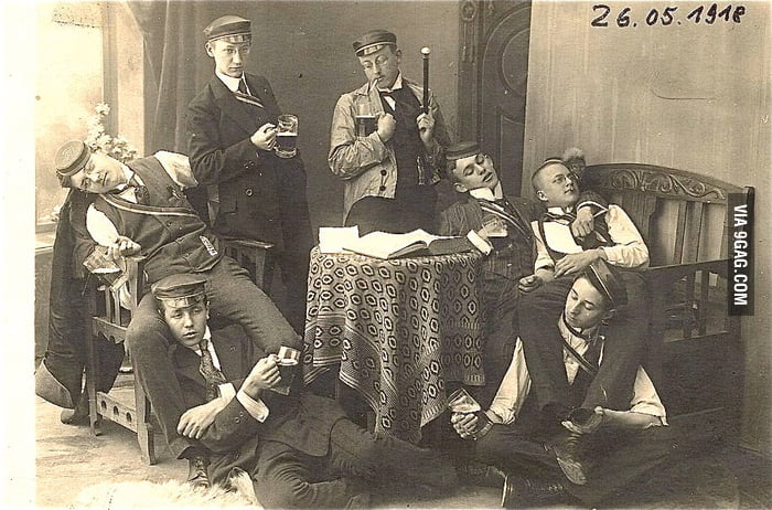 German fraternity in 1918. Some things never change... - 9GAG