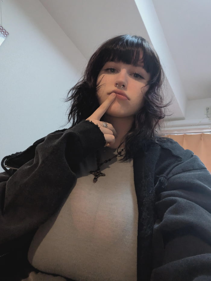 What is she thinking about ? - 9GAG