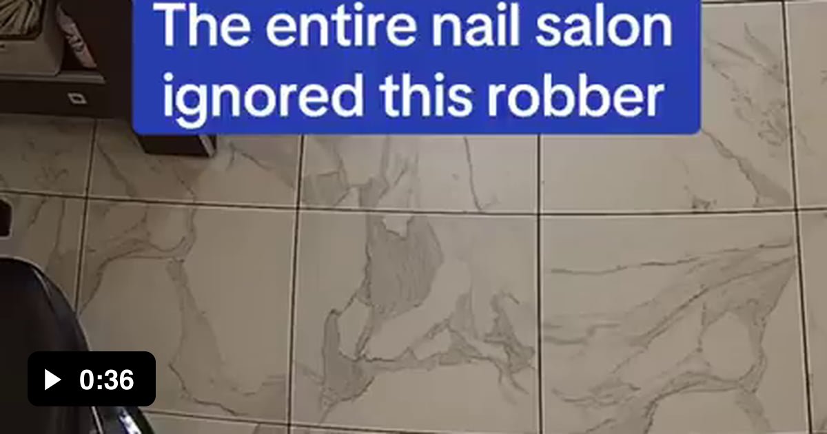 Most embarrassing armed robbery ever - 9GAG