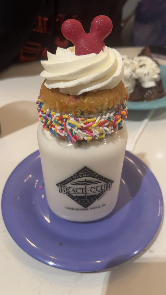 Confetti Cookie Milkshake - 9GAG