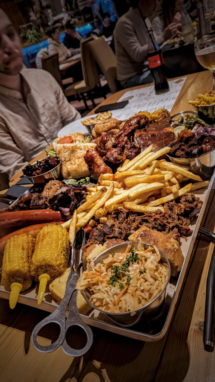 Four person plate at raph's bbq - Cologne Germany - 9GAG