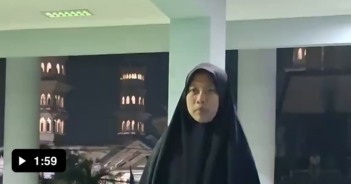 Jilbabnya ditarik langsung cium lantai. Mau gaya apapun gak bakal bs menolongmu, bahkan Auloh ...