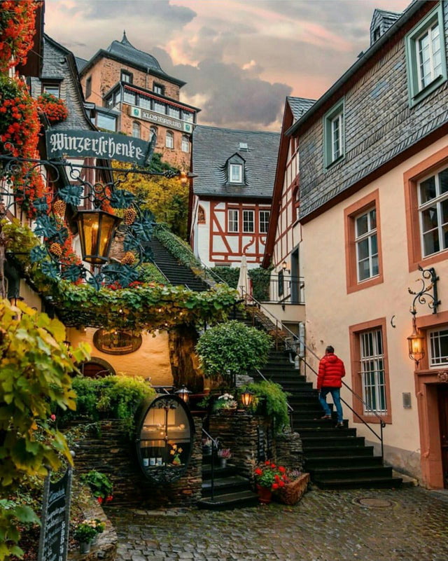 This Town In Germany - 9GAG