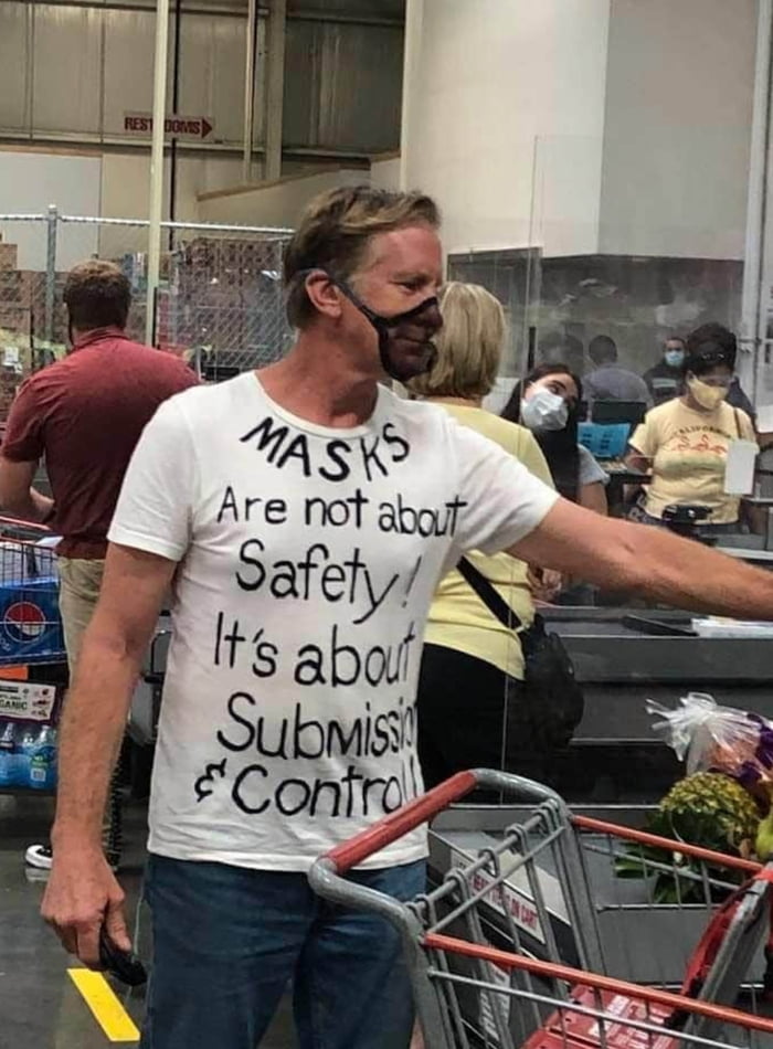 Man inside of Costco - 9GAG