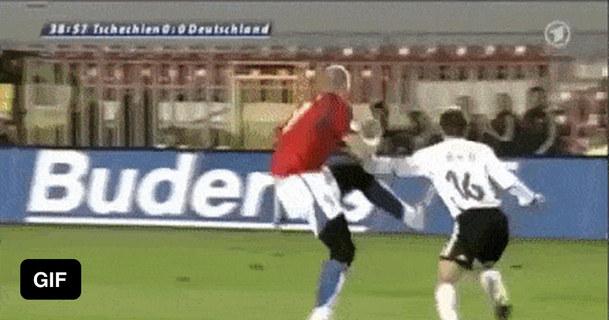 Koller vs Lahm - 9GAG