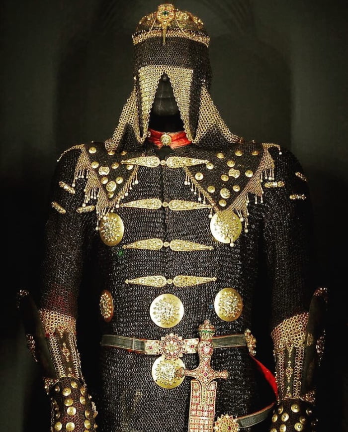 Armor of Sultan Mustafa III. - 9GAG