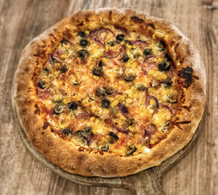 Pizza, Cheese Stuffed Edge - 9GAG