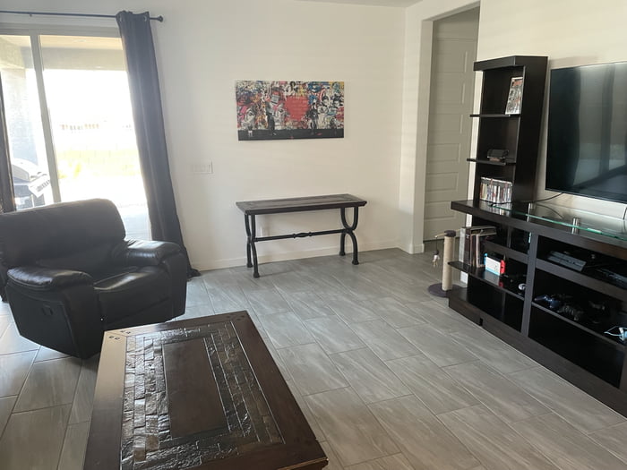 Looking for ideas on what would look good on this table under the ...