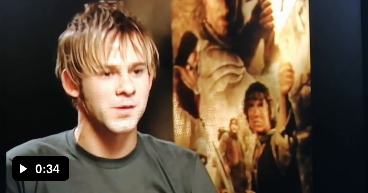 Prank interview with Elijah Wood - 9GAG