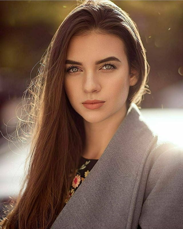 Natalie Scheibner - 9GAG