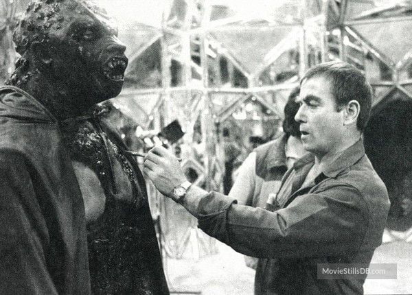 Pat Roach prepared for his fight as Man ape against Arnold ...