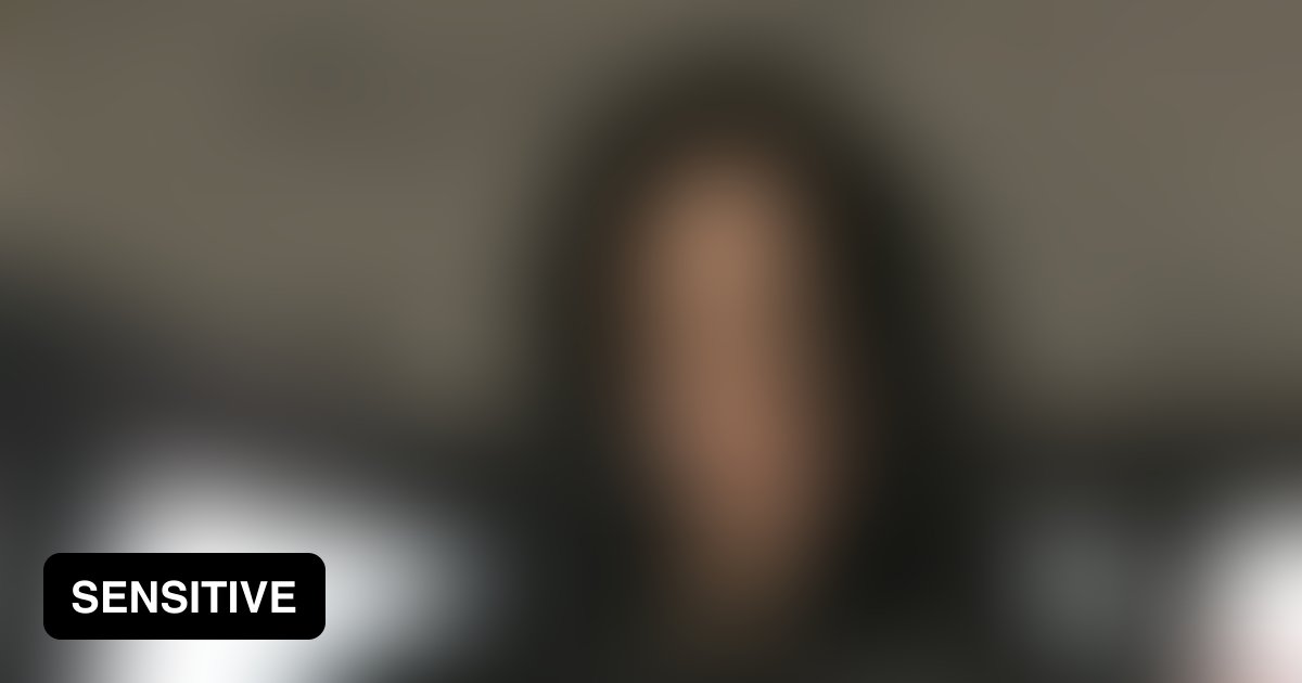 Guys... Who is she??! - 9GAG