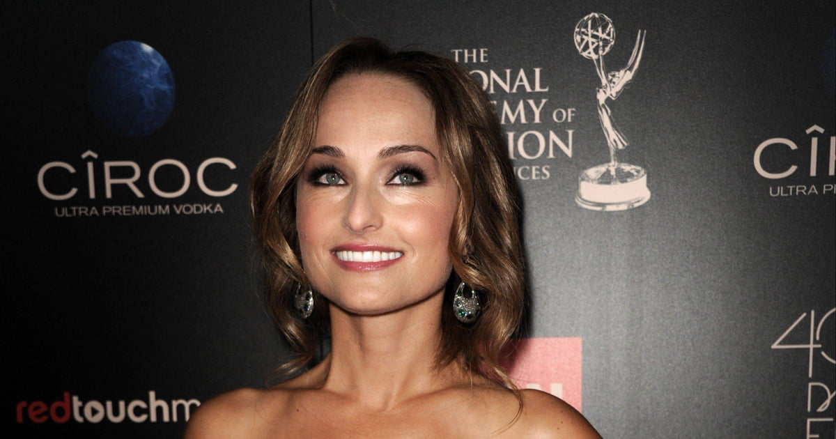 Giada de Laurentiis - Emmys 2013 red carpet - 9GAG