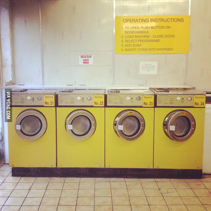 Washing machines that look like Minions... - 9GAG