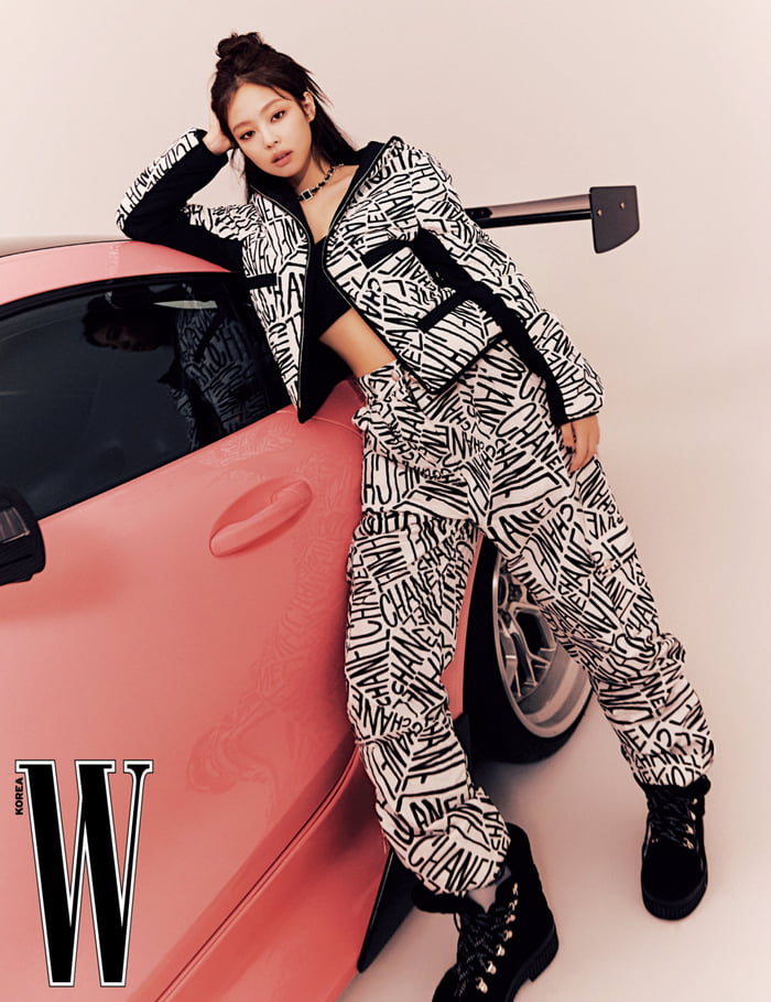 Jennie - 9GAG