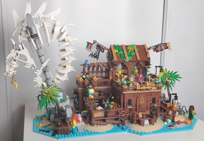 Finished modding Barracuda Bay into "The Piercing Trident" trading post ...