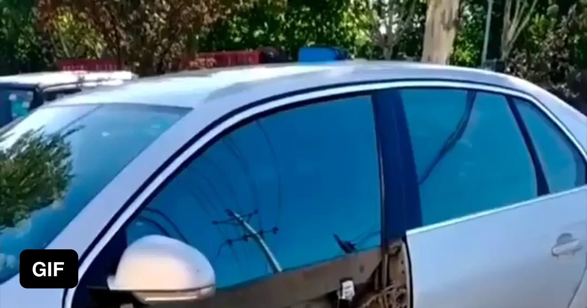 This is how a car window works - 9GAG