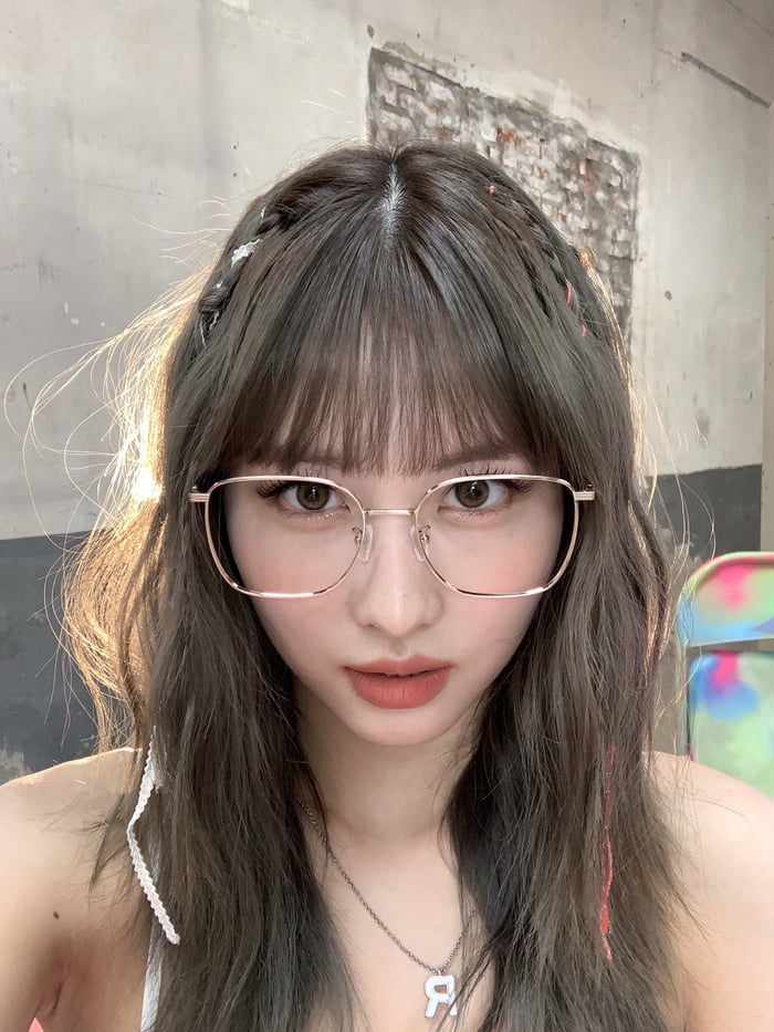 Momo 9gag