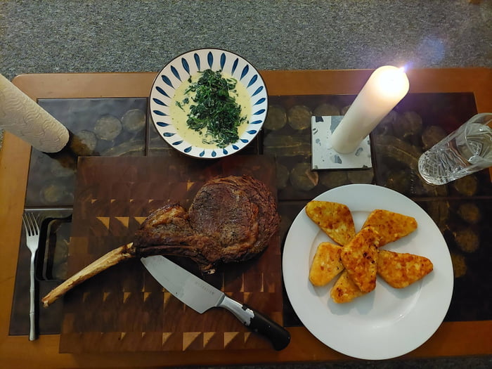 Tomahawk steak, garlic and cheddar creamed spinach, hash browns. - 9GAG