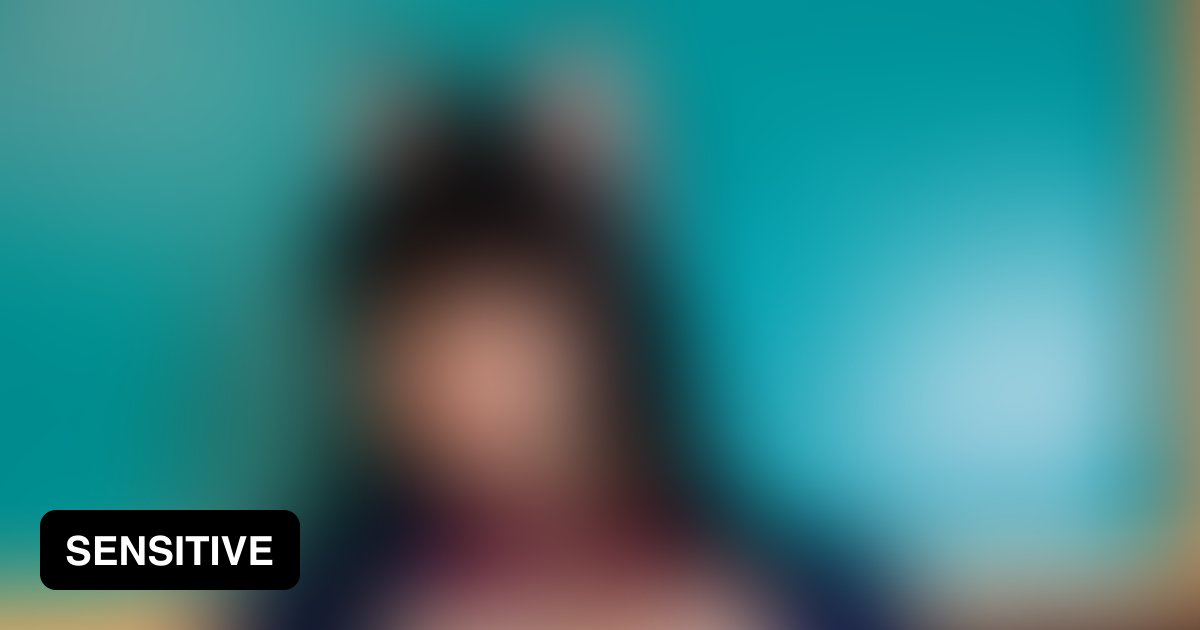 Komi Shouko cosplay by UyUy - 9GAG