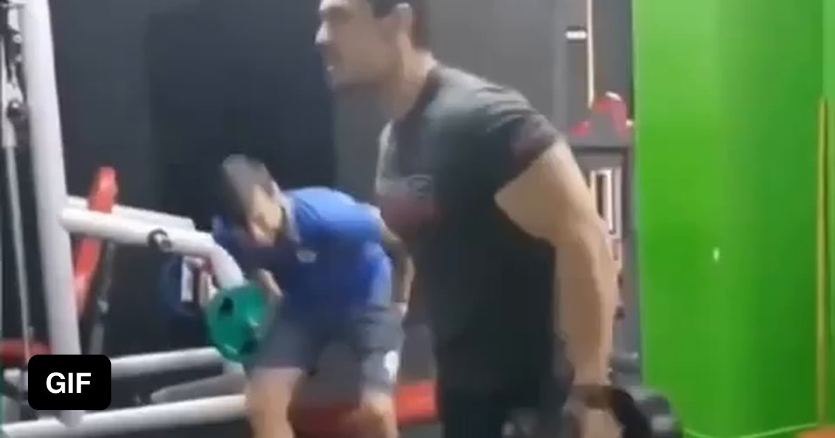 Pumping some iron - 9GAG