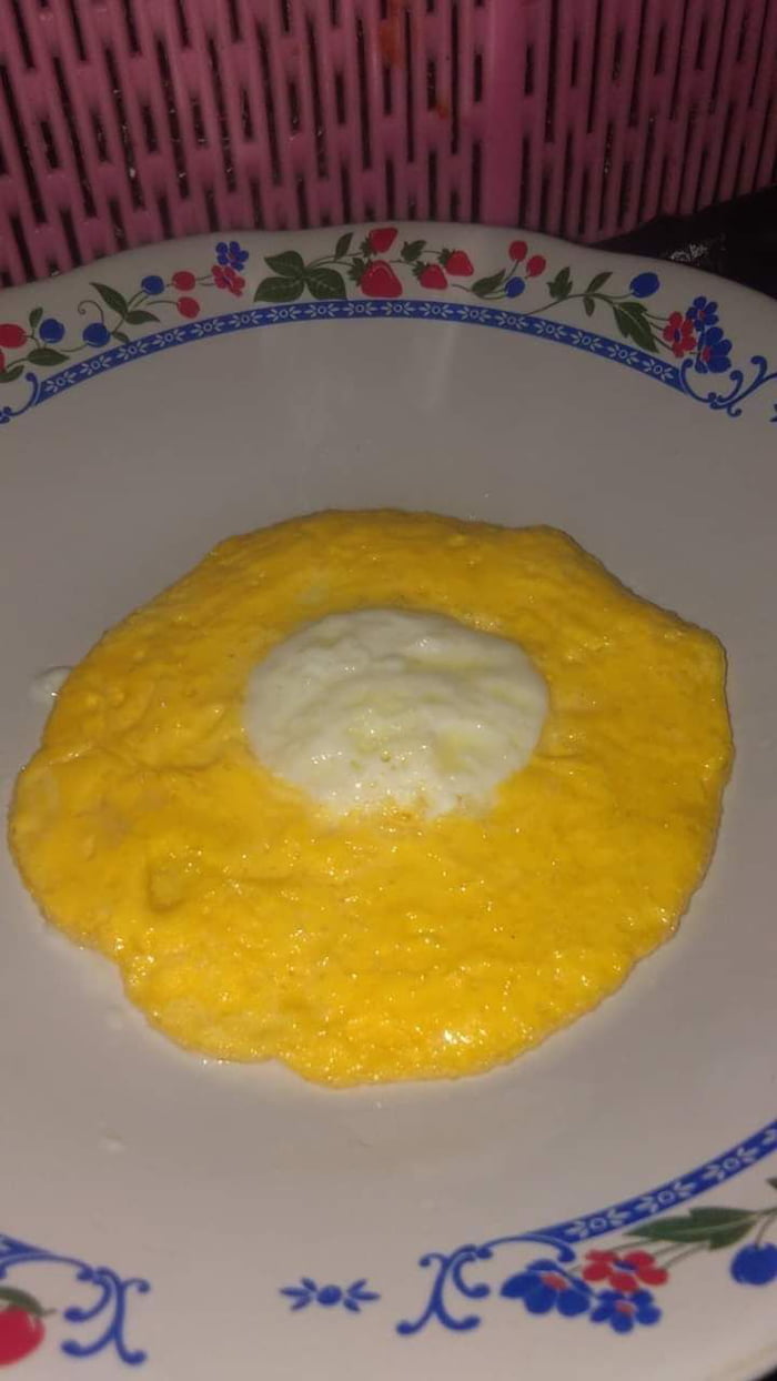 Reversed Sunny Side Up Egg - 9GAG