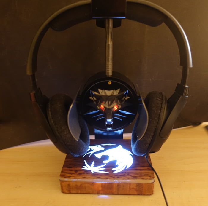 Custom made witcher headset rest, metal wood and some light! - 9GAG