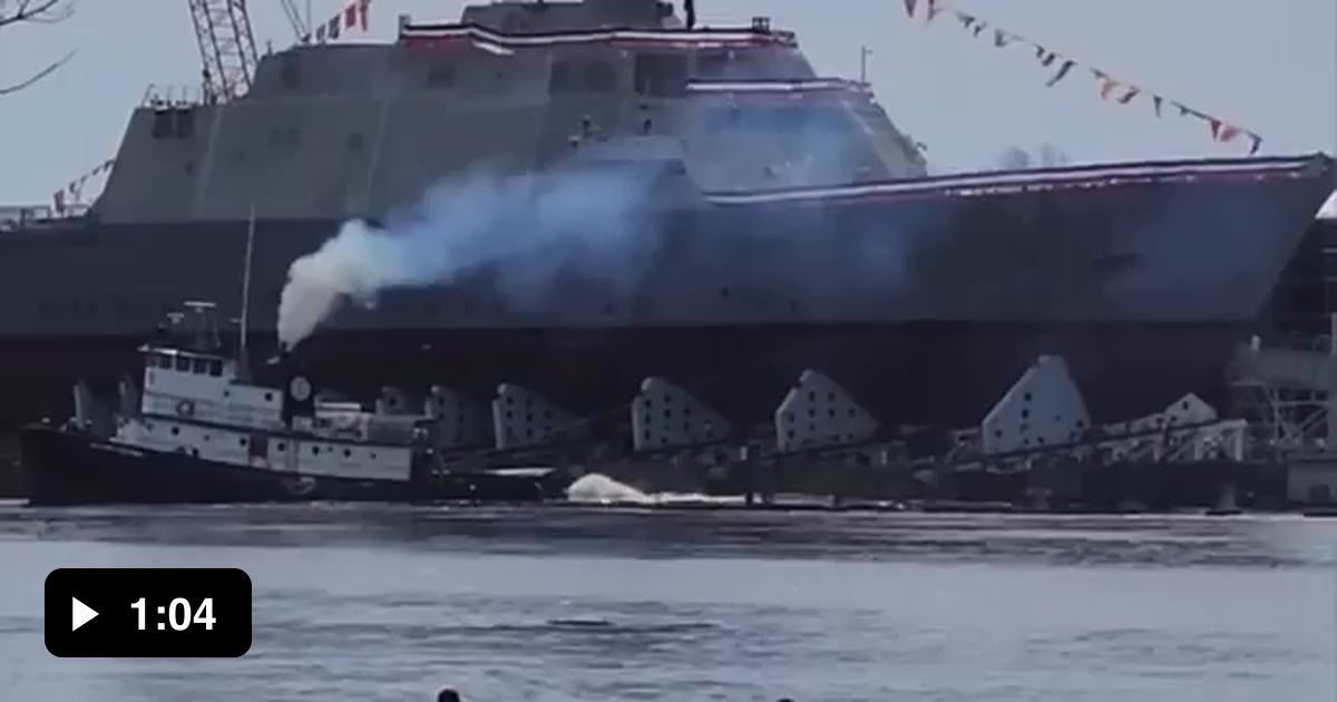 USS Cleveland Strikes A Tugboat During Sideway Launch - 9GAG