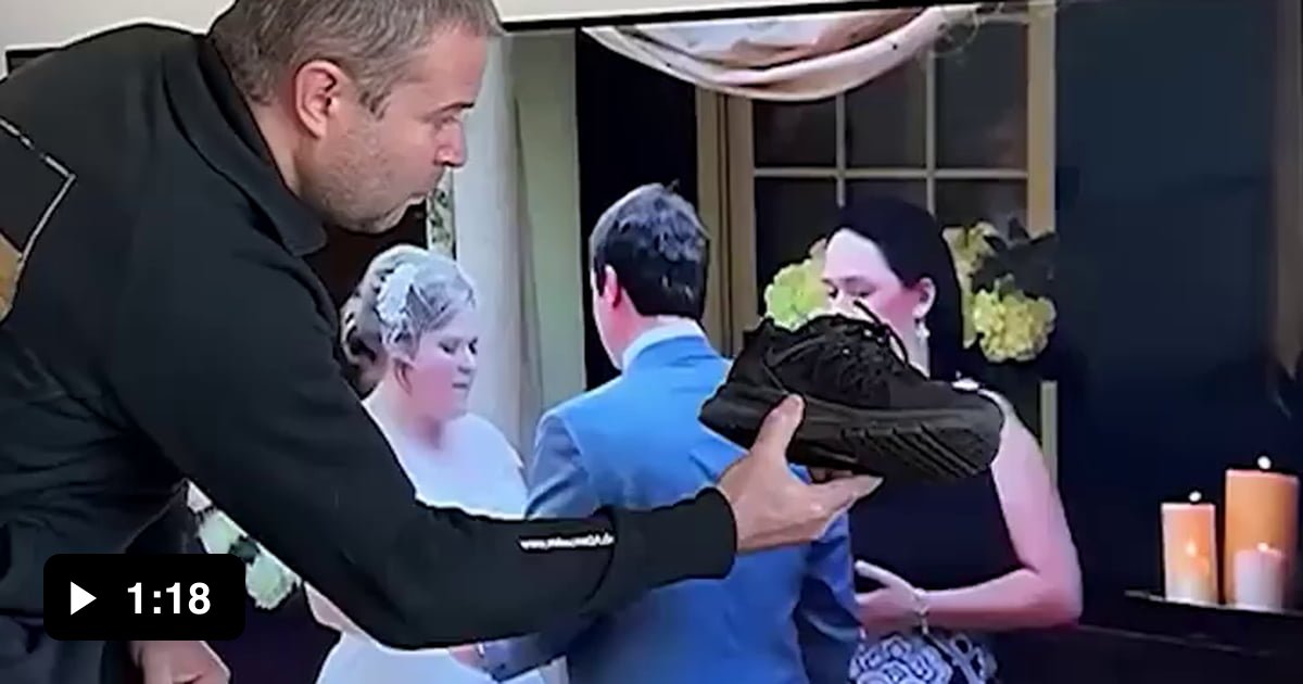 Perfect timing - 9GAG