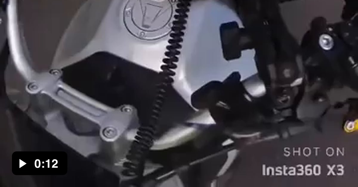 Being rear ended - 9GAG