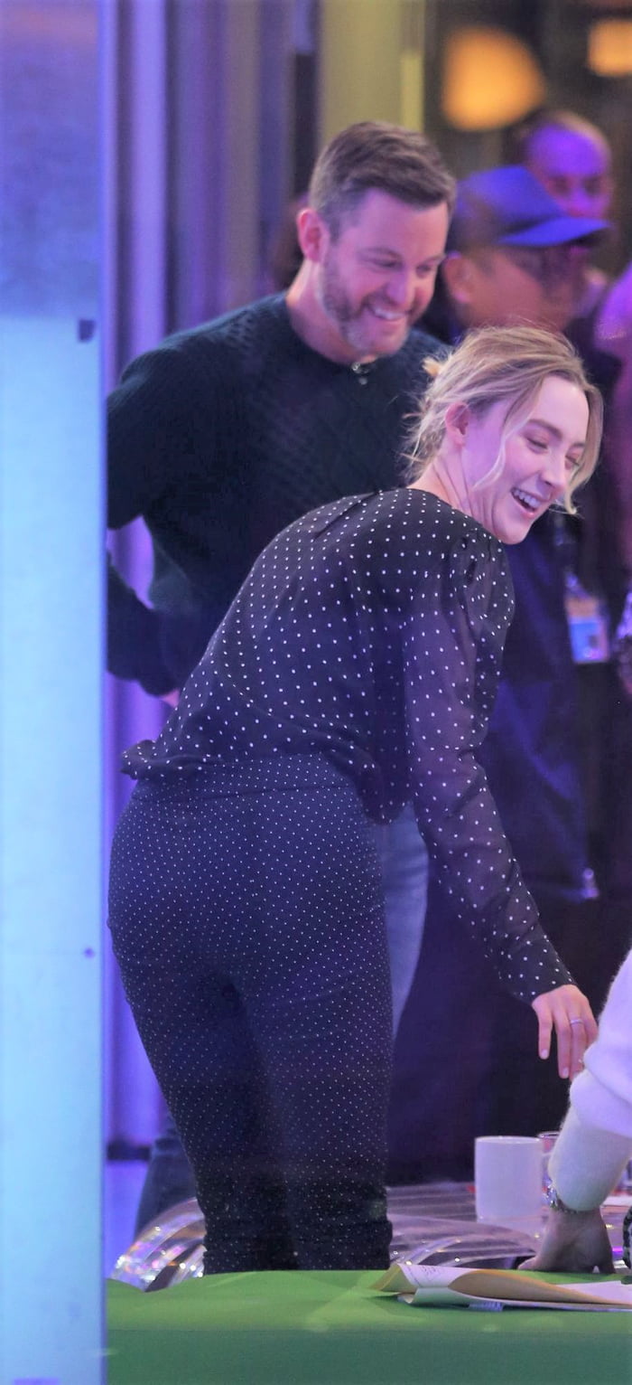 Saoirse Ronan - 9GAG