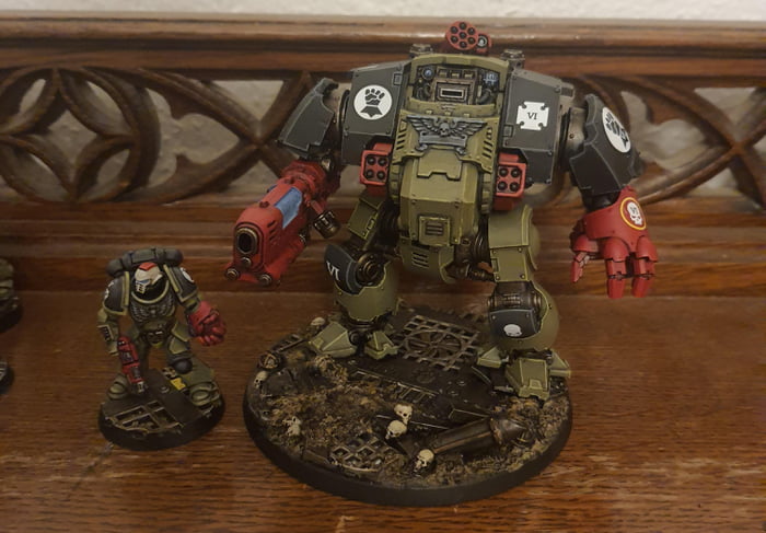 Dreadnought + Mini Me - 9GAG