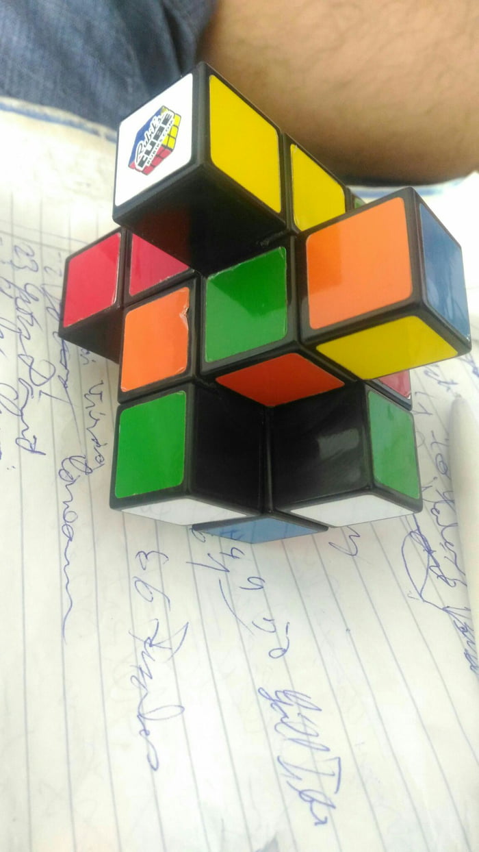 I think my rubik's cube has autism - 9GAG