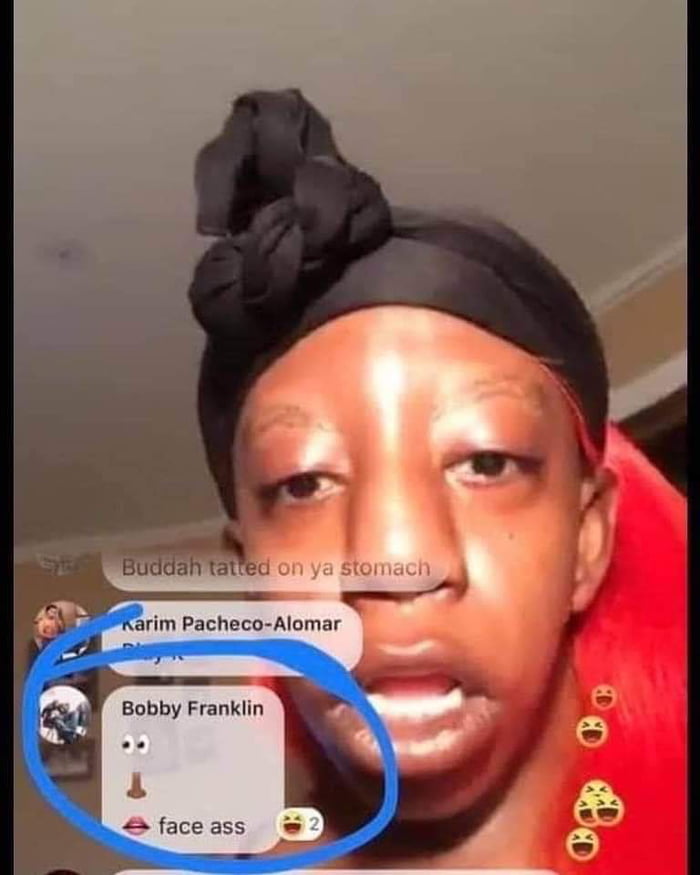 She's an emoji model - 9GAG