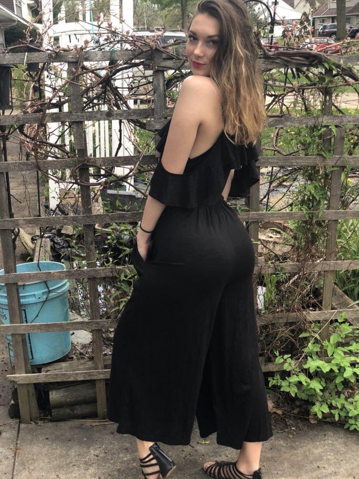 Teen Presenting Her Ass 9gag 8849