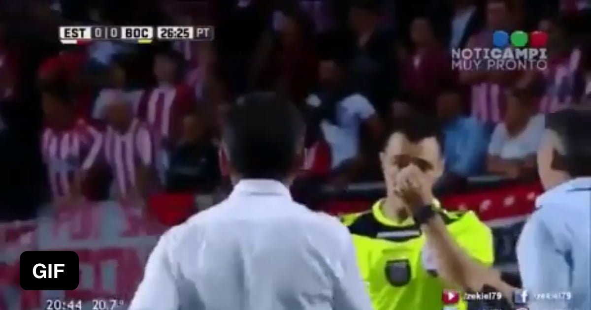 Referee disagreement gone wrong - 9GAG