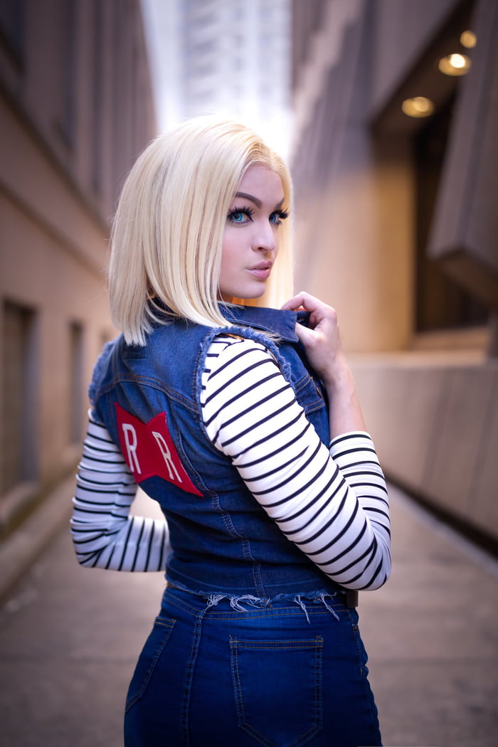 Danielle DeNicola as Android 18 (DBZ) - 9GAG