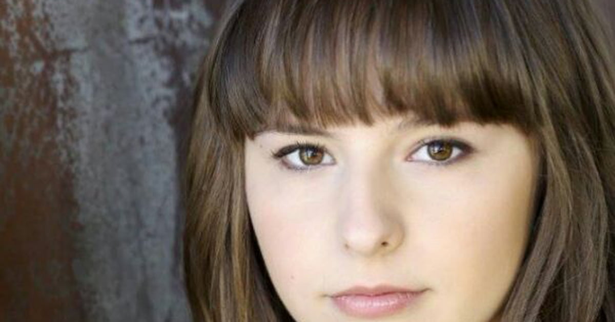 Chelsea Cook from FBE/React - 9GAG