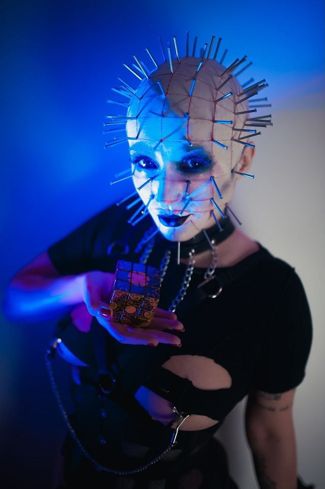 Pinhead Cosplay @hilu_hilu - 9GAG