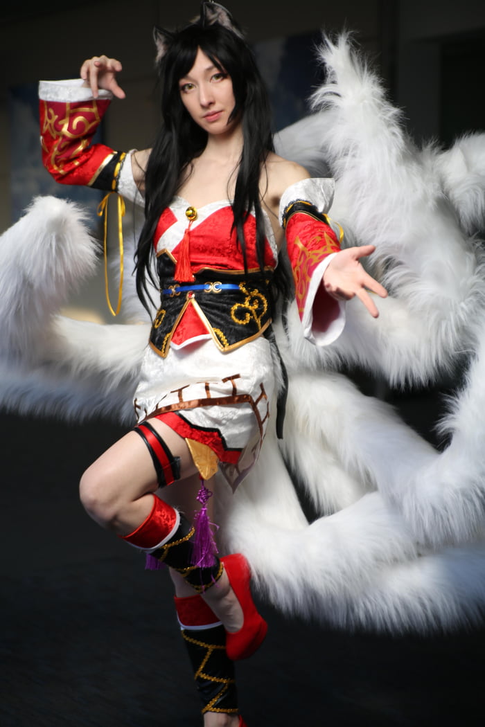 Ayame-Hime Cosplay as Ahri - 9GAG