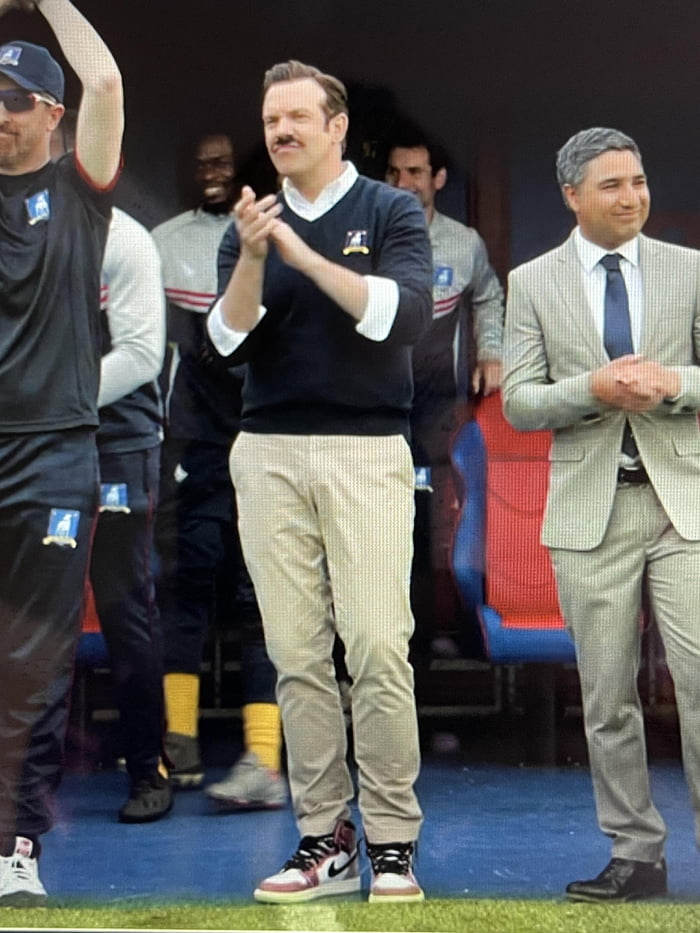 Is Ted Lasso wearing Trophy Rooms? Shoutout Sudeikis for his fuego shoe ...