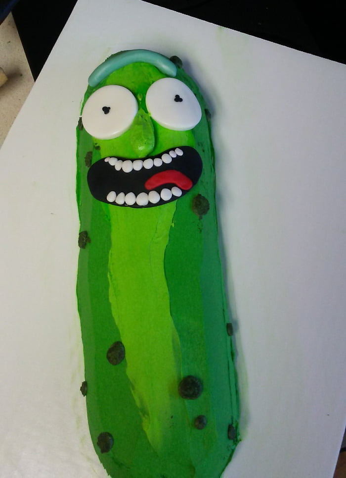 I made a Pickle Rick cake! - 9GAG