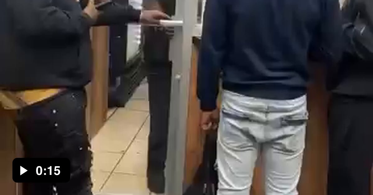 Chicken George regulates - 9GAG