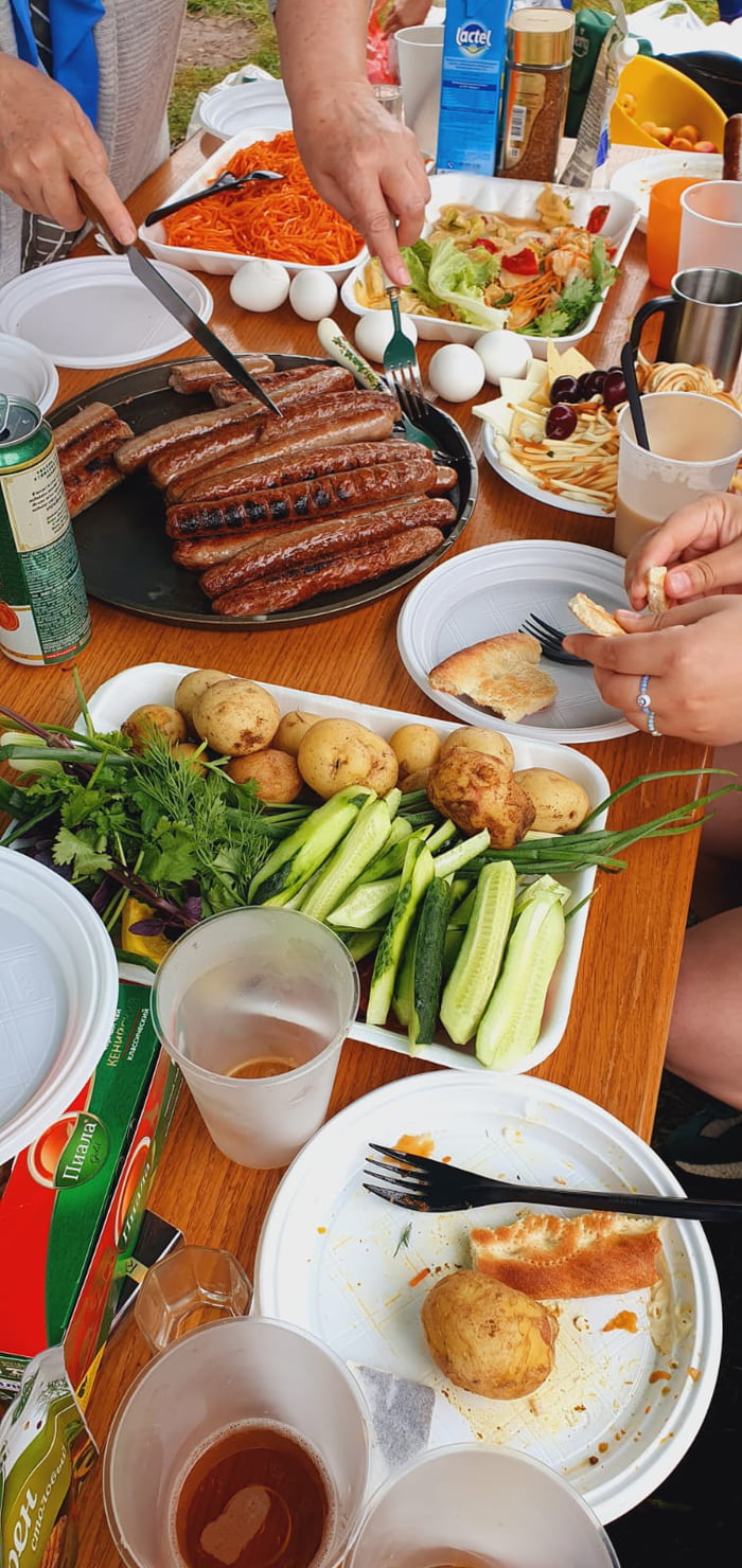 Kazakhstan BBQ enters the chat - 9GAG